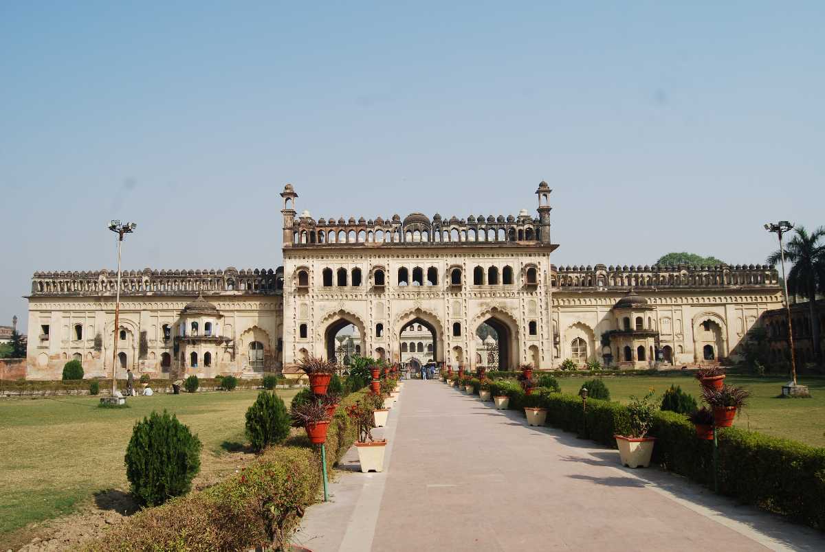 The Bada Imambada, Lucknow| History-Myths-Mystery | 'Monomousumi'