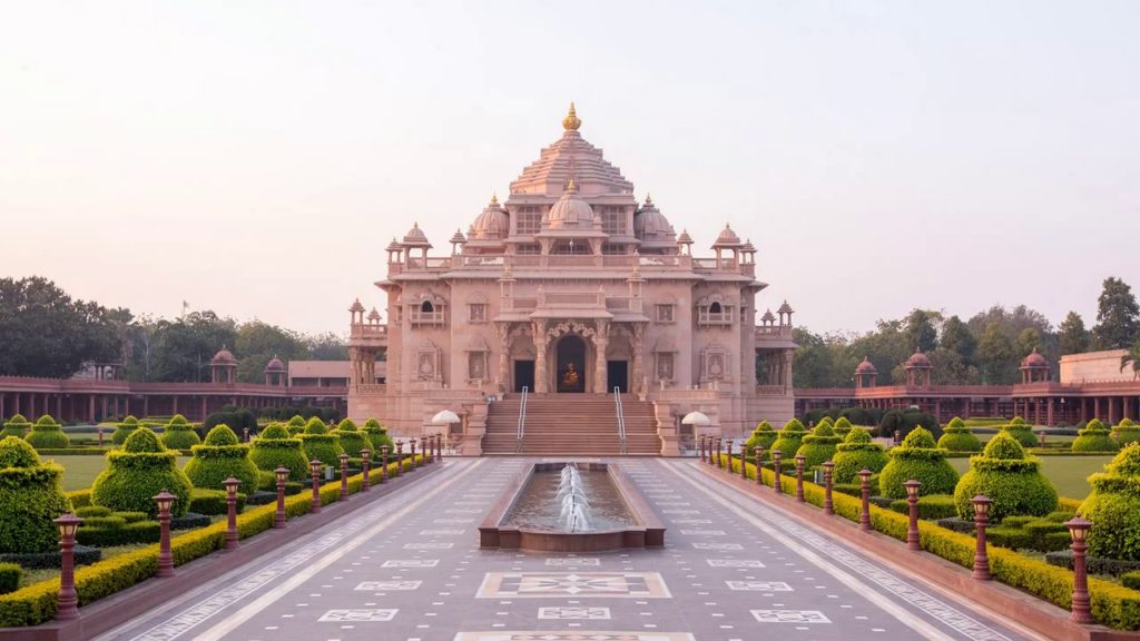 Mesmerizing attractions of Akshardham | 'Monomousumi'